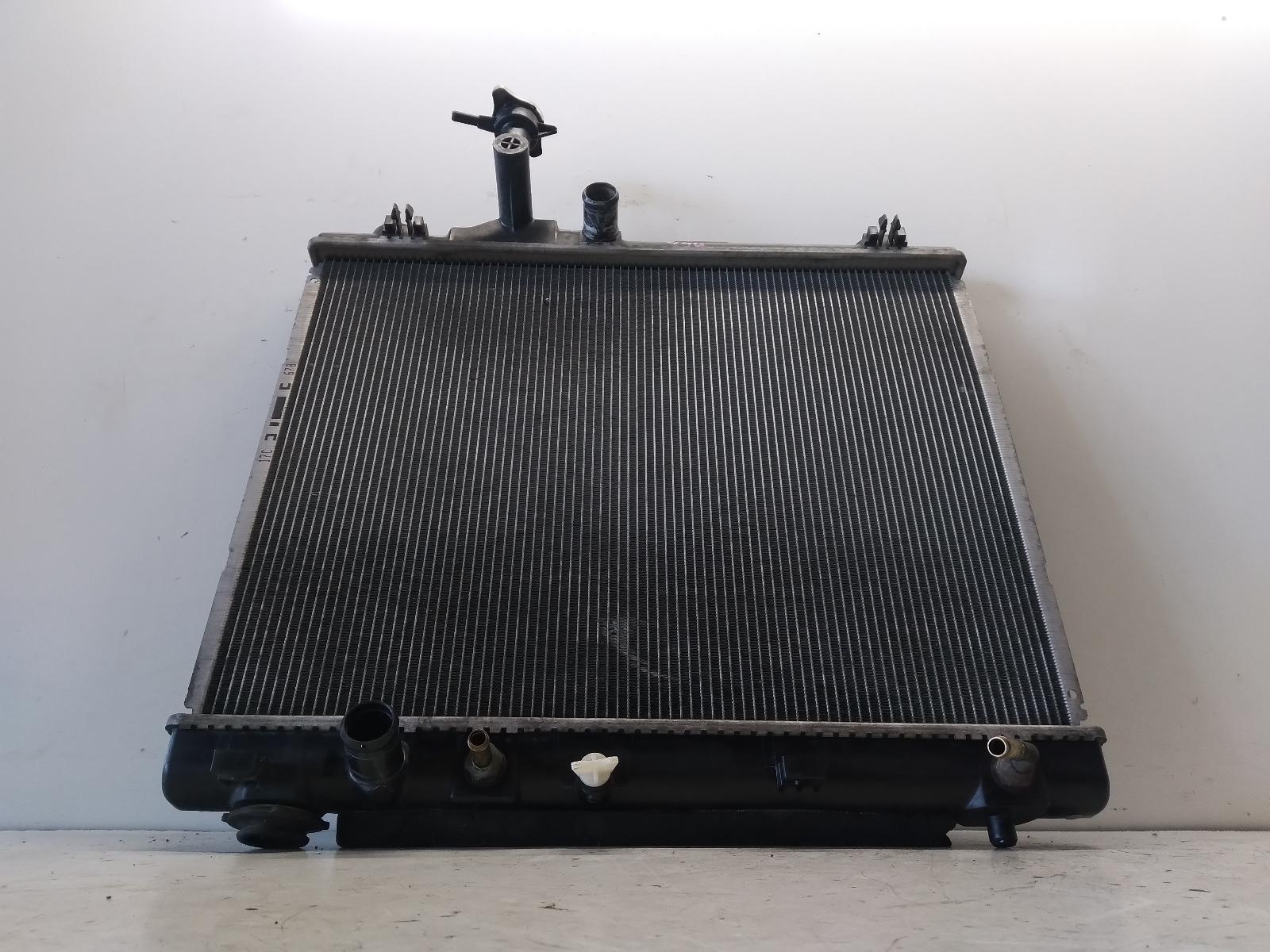 Radiator SWIFT SUZUKI 2011
