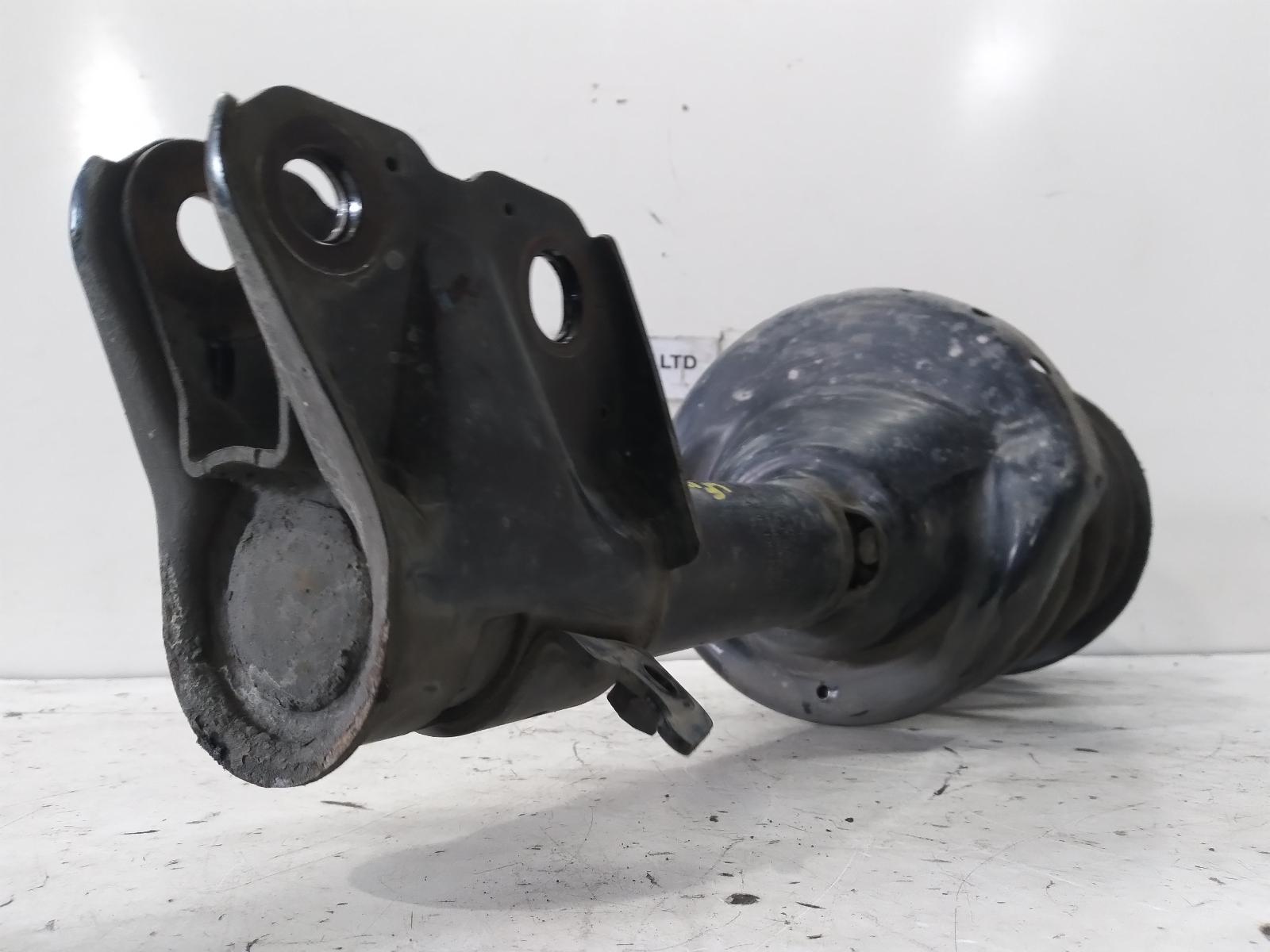 Left Front Strut LIBERTY SUBARU 2010